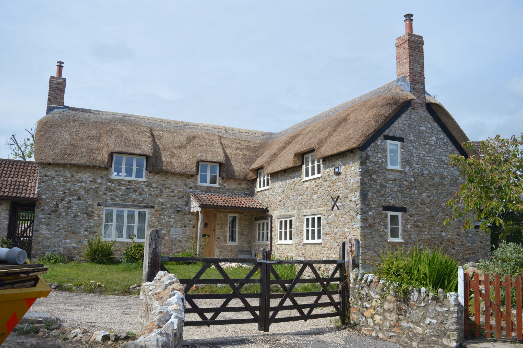 Walk from Westover Farm to Wootton Fitzpaine village and the Church ...